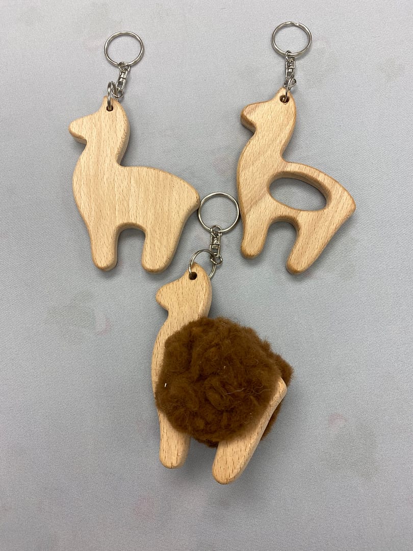Wooden alpaca keyrings - Exclusively Alpaca
